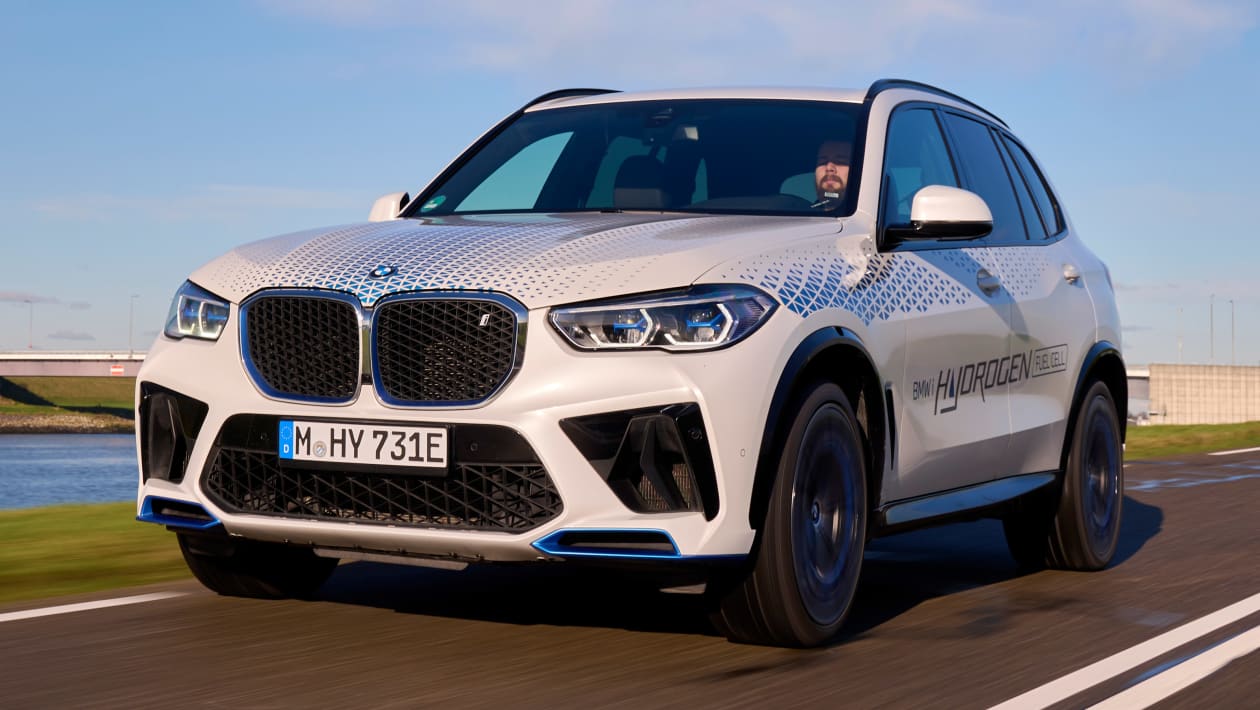 BMW iX5 Hydrogen: first drive in BMW’s hydrogen fuel-cell SUV | DrivingElectric